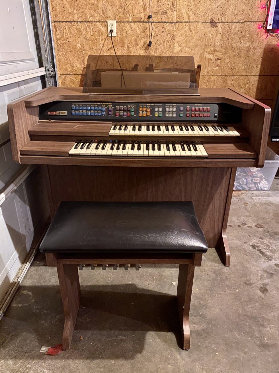 Lowrey Electric Organ - River Market Antiques