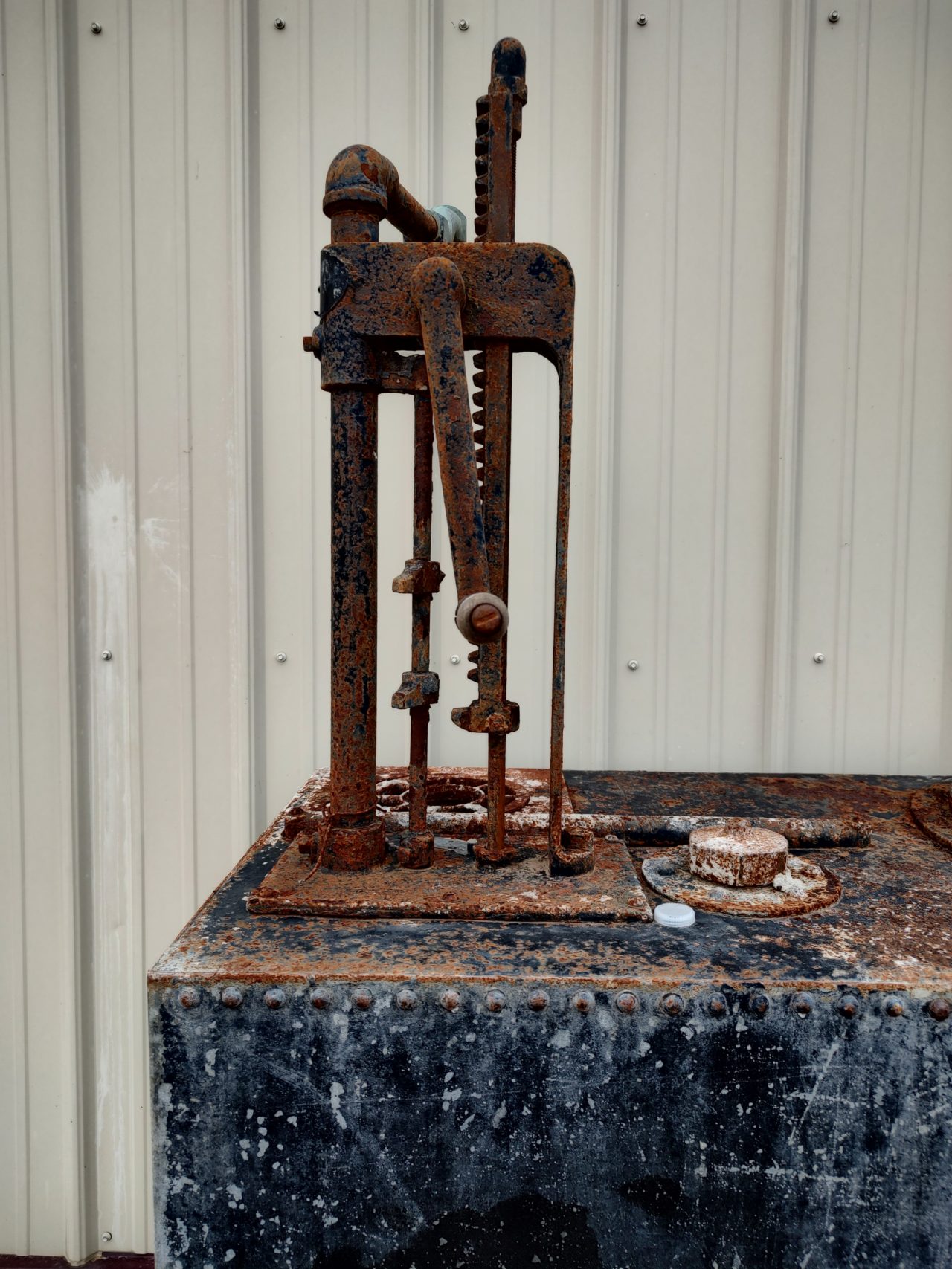 Brad Bolin - River Market Antiques